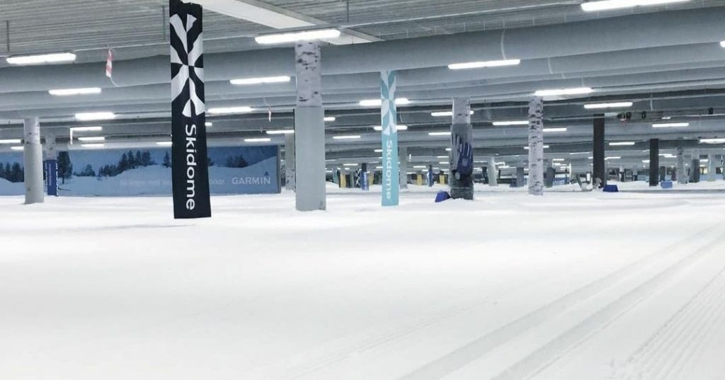 Så fungerar det - Skidåkning inomhus - hyra skidor | Skidome